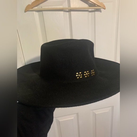 Universal Thread | Accessories | Universal Thread 0 Wool Hat | Poshmark